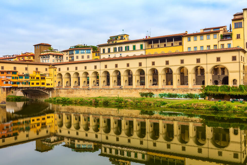 The reopening of Vasari Corridor
