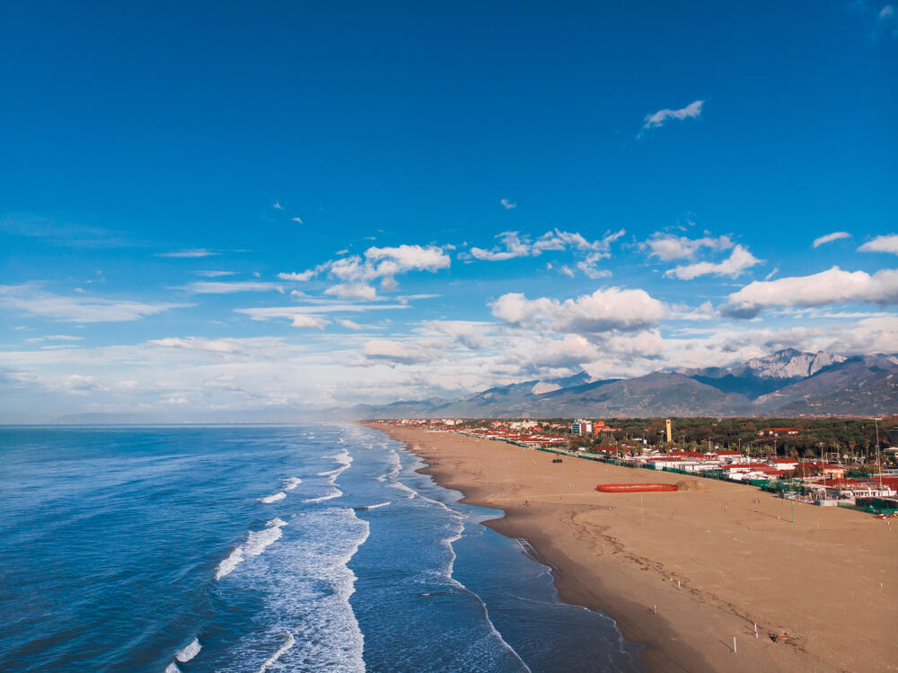 Best beach day trips in Tuscany from Florence by train
