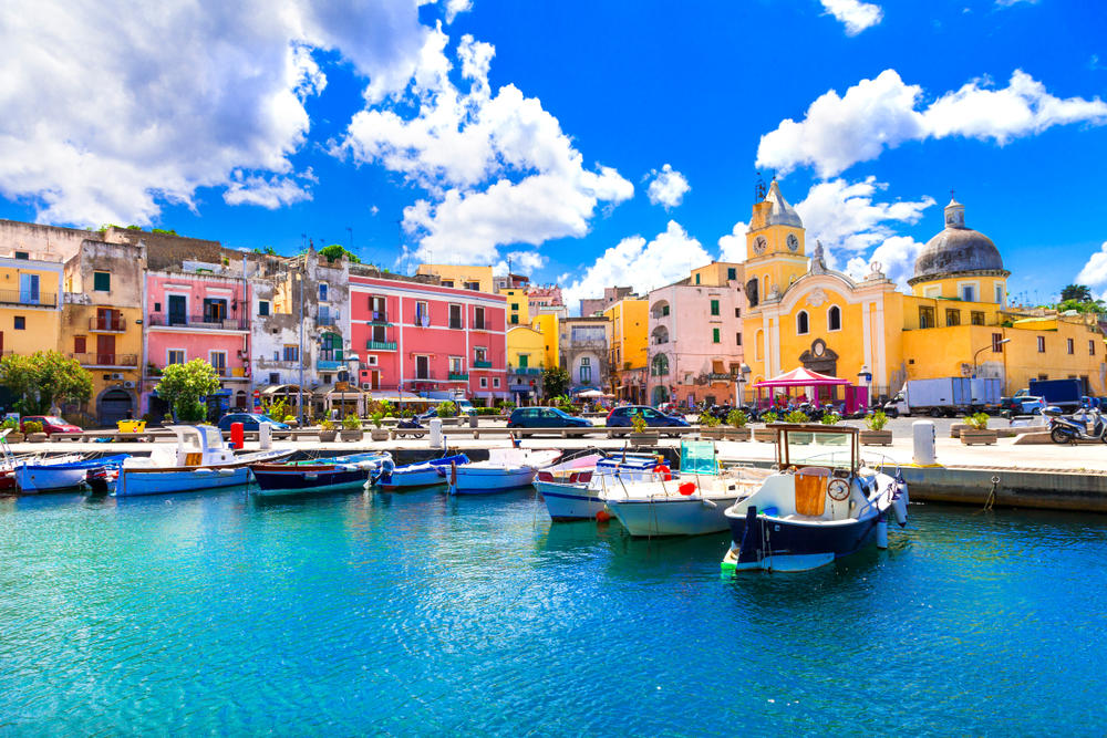 Island Boat Tour: from Sorrento to Procida and Ischia