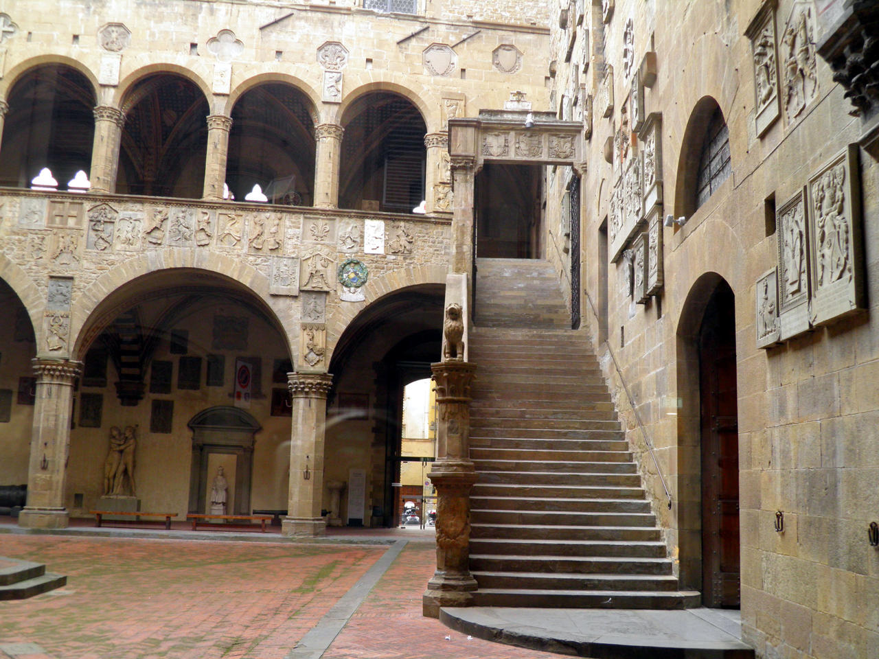 Bargello Museum: the collection of gothic & renaissance sculptures