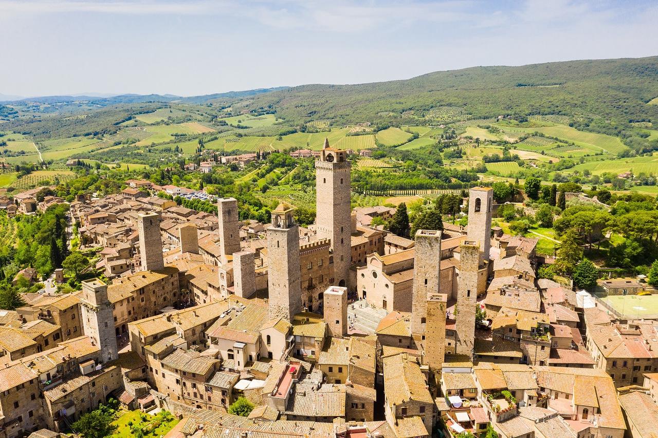 Discover Tuscany with this small group full-day tour