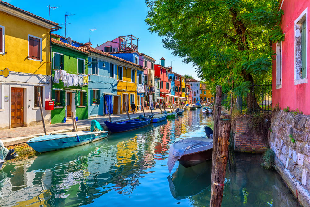 Venice Island Hopping Tour: Murano, Burano & Torcello