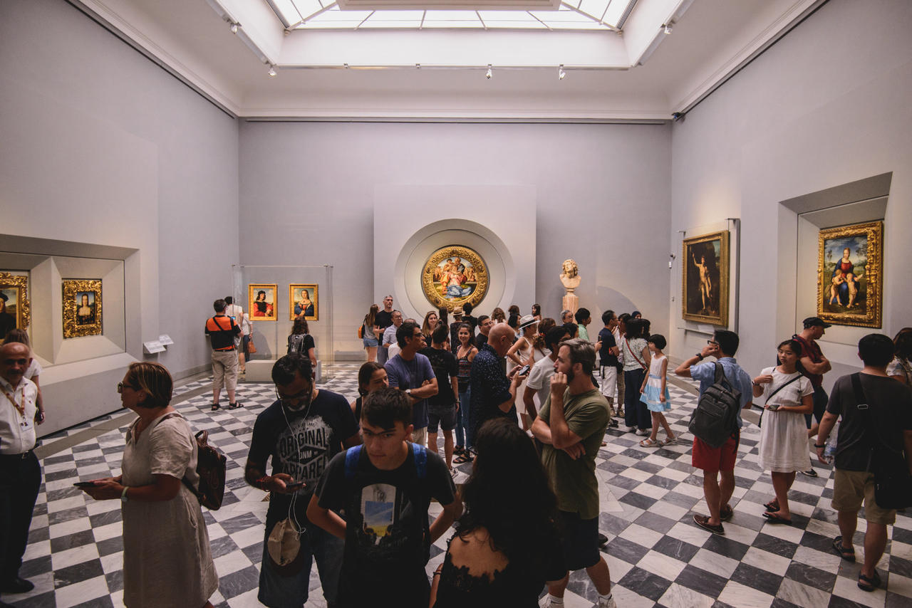 Guide to the Uffizi Gallery: Hall 41 the Michelangelo and Raphael room