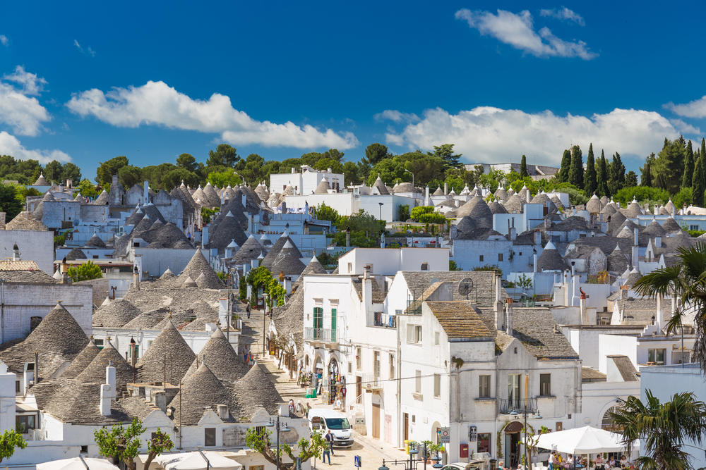A Guided Tour of the Trulli of Alberobello - Shore Emotion