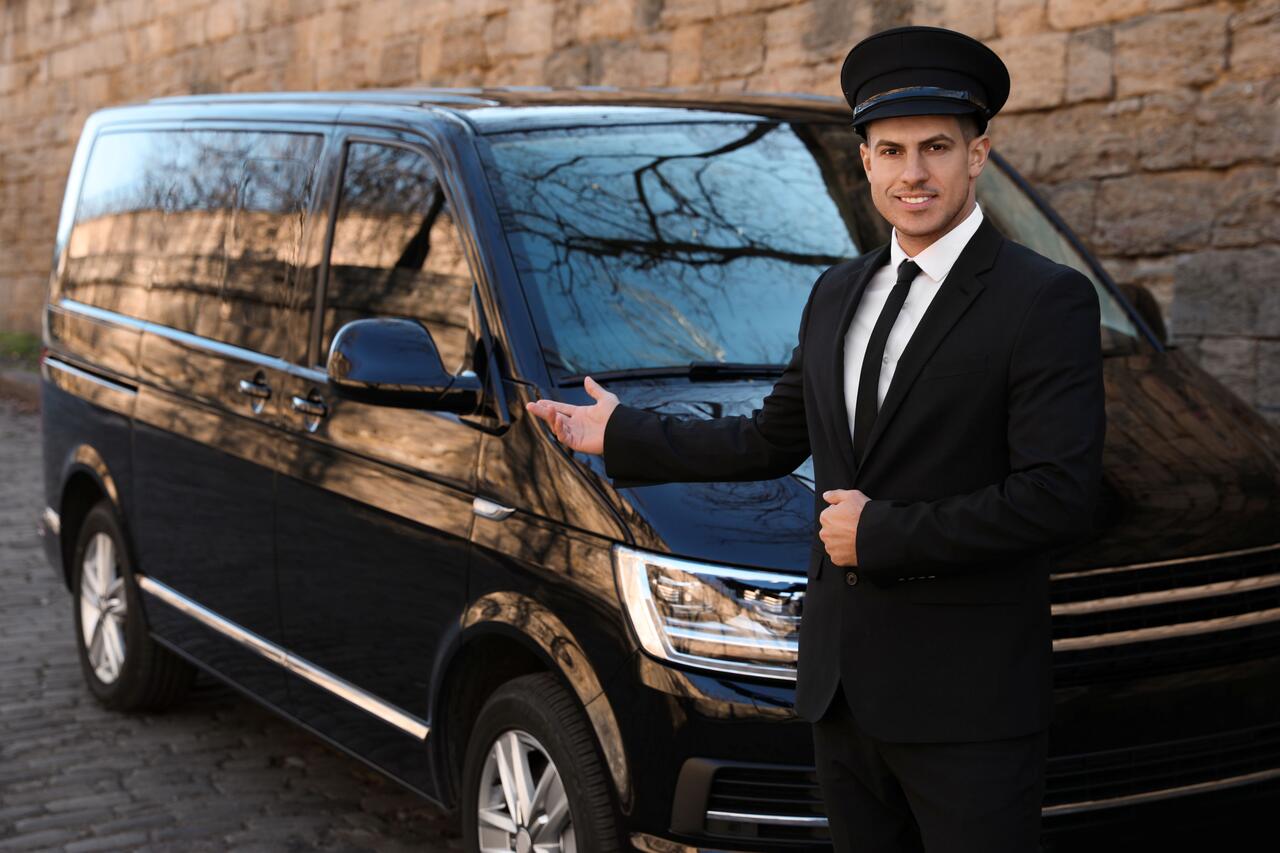 Explore Florence and the Hills with Private Driver