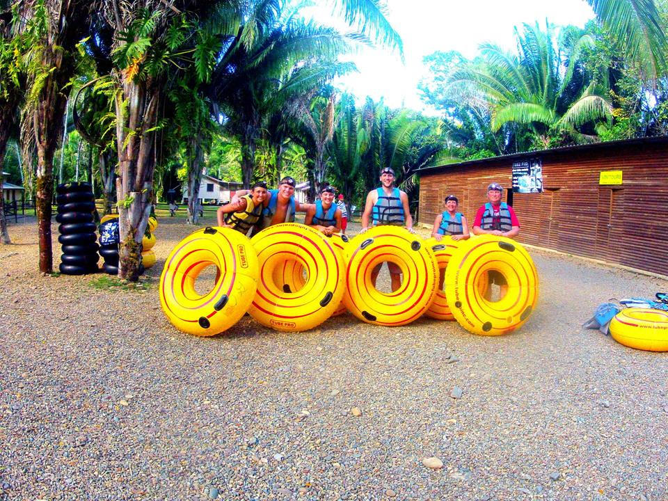 Shore tour to enjoy Belize: Cave Tubing and Zip Lining - Shore Emotion