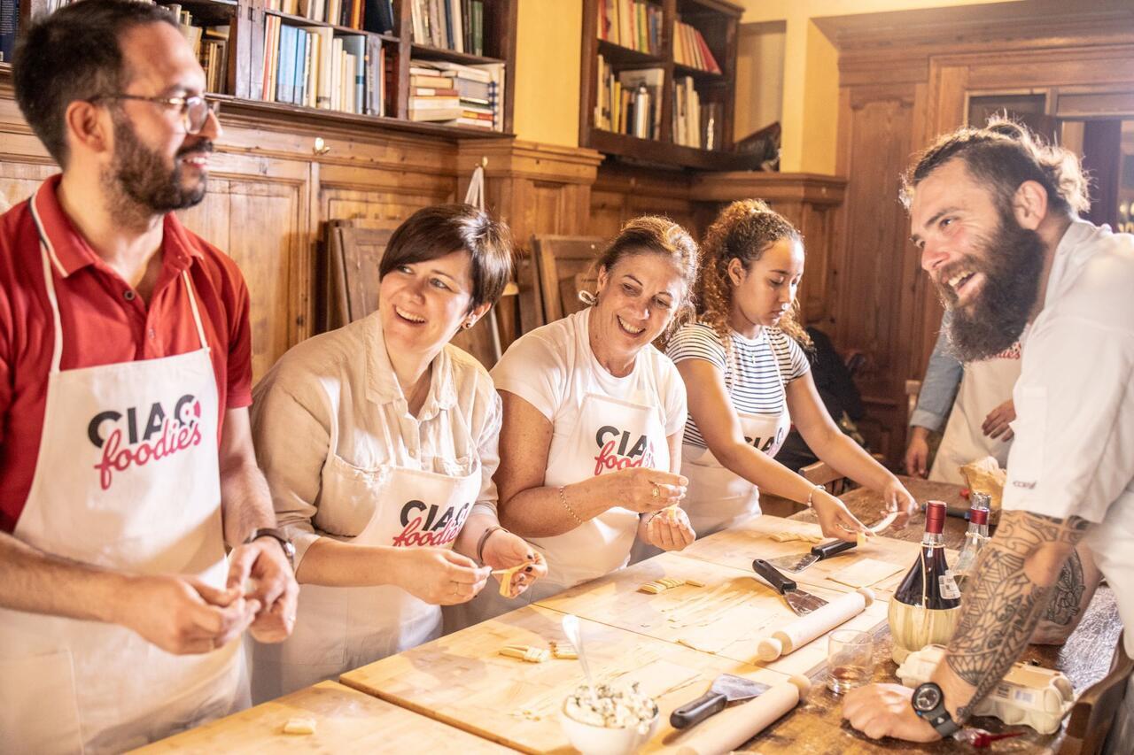 Vip Cooking Class in Florence & Historic Bottegas Tour