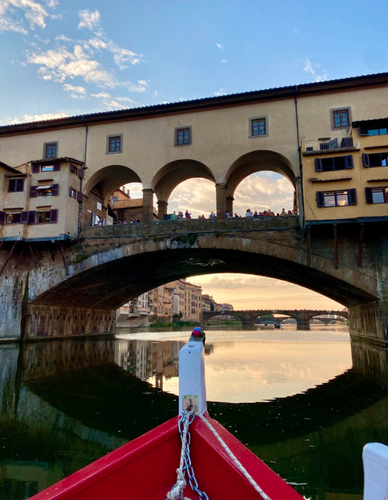 Florence Arno river boat tour for students